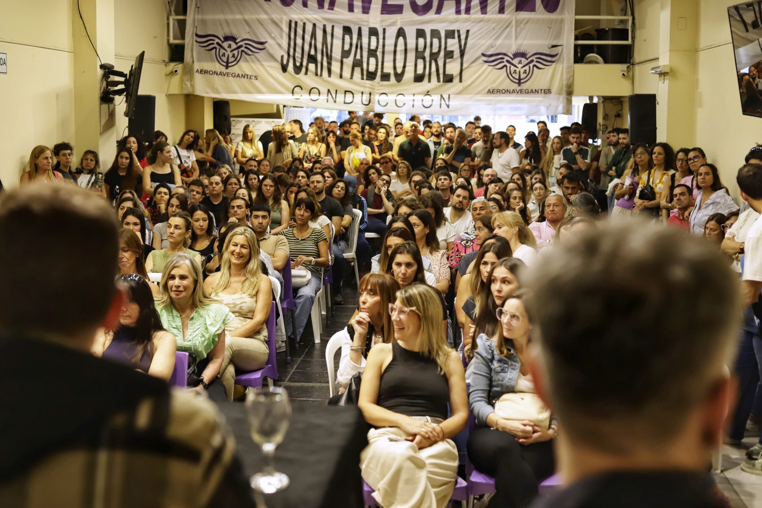 Aeronavegantes aprobó por unanimidad el acuerdo alcanzado con la ...