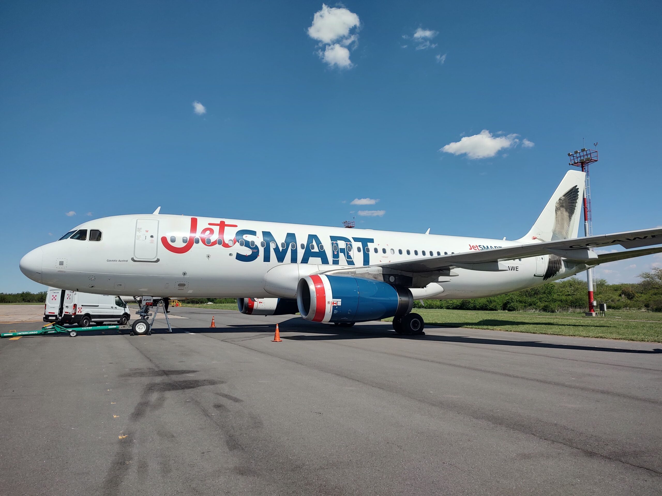 JetSMART se potencia en Argentina. Durante noviembre sumará el Airbus 320 numero 11 a su flota e ...