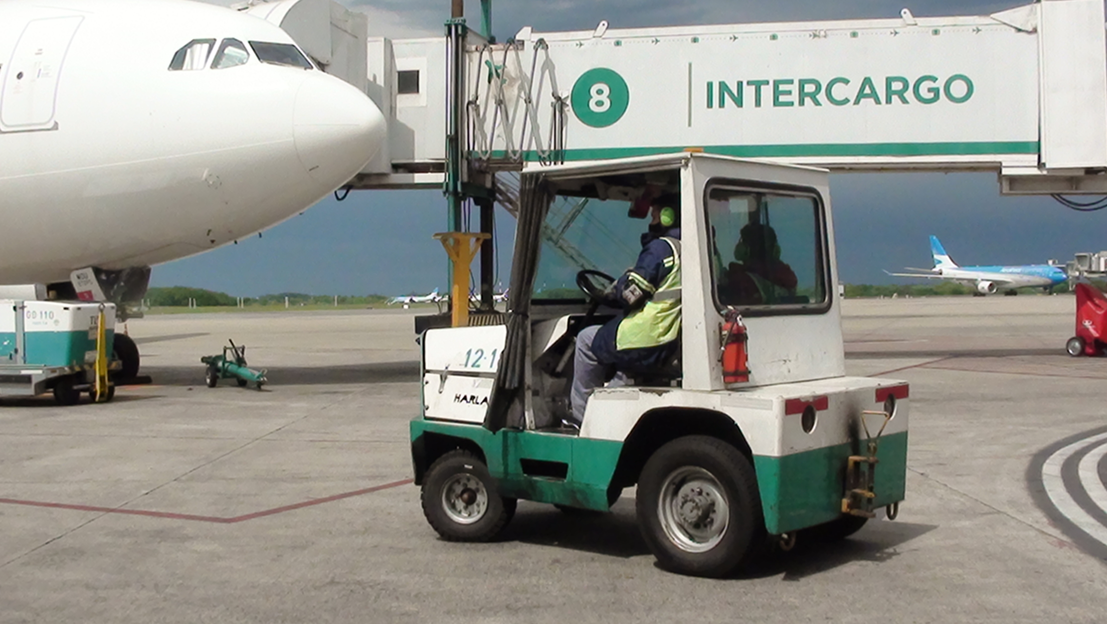 UPSA y APA solicitan actualizar los salarios de INTERCARGO con el ...